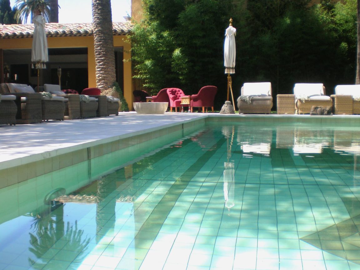AQUALIFT | Our references of movable floor pools